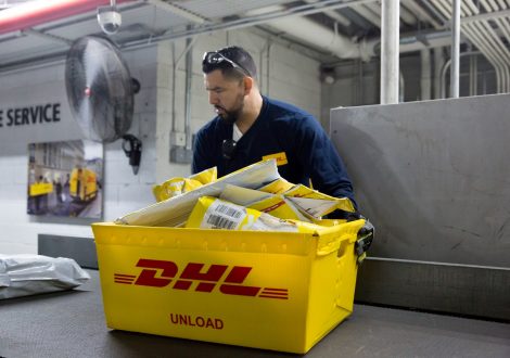 DHL presenta su sistema Compra Fácil, vía Miami – Portinos